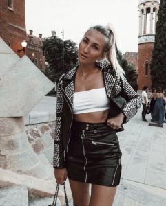 Cómo vestirse para un concierto de noche 2024 - QNoche